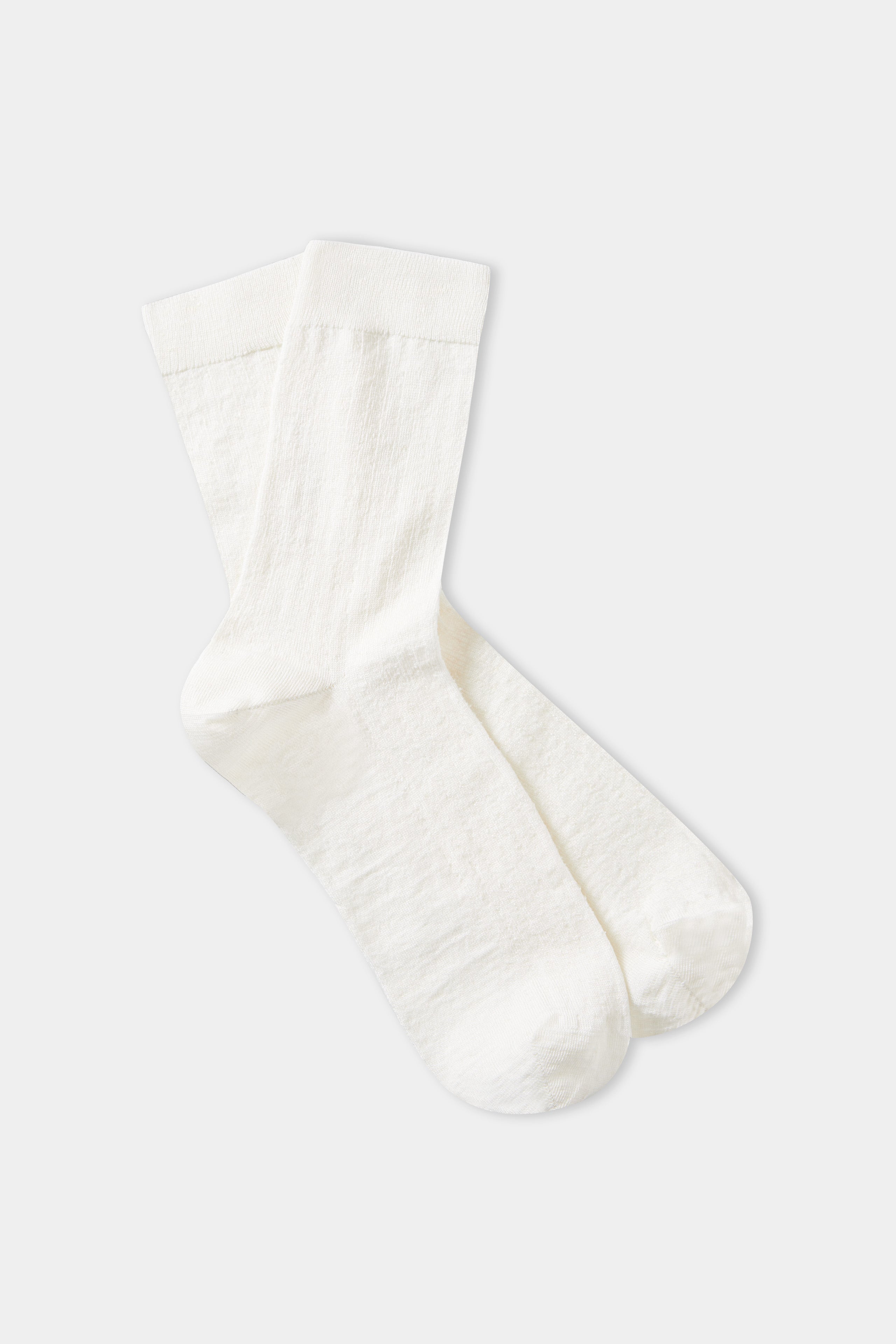 Light summer linen socks in white – About Companions